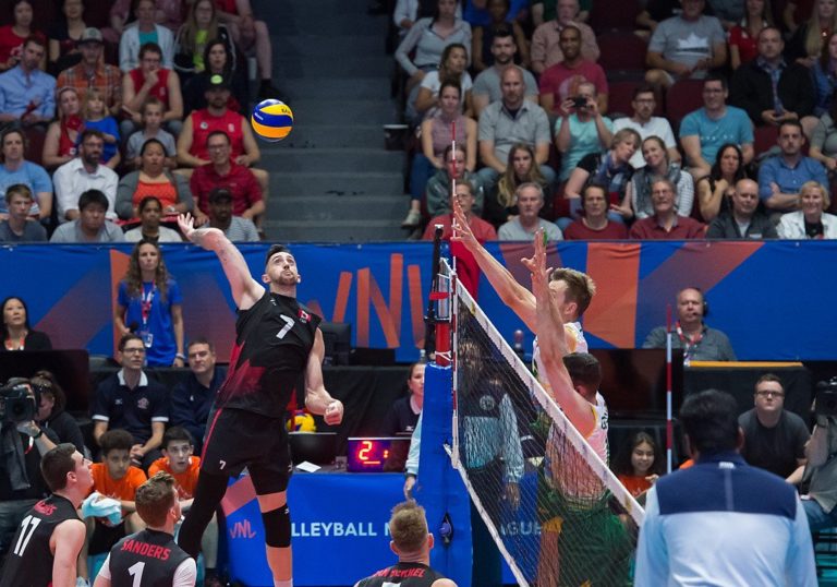 Maar, Derocco Guide Canada to Home Sweep of Australia